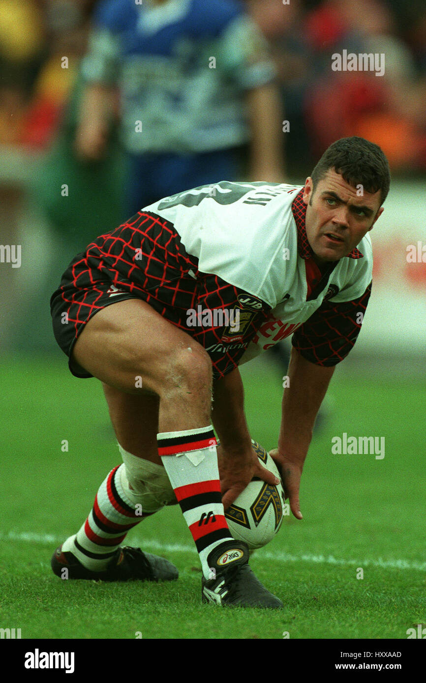 TOMMY MARTYN ST. HELENS RLFC 14 April 1998 Stock Photo - Alamy