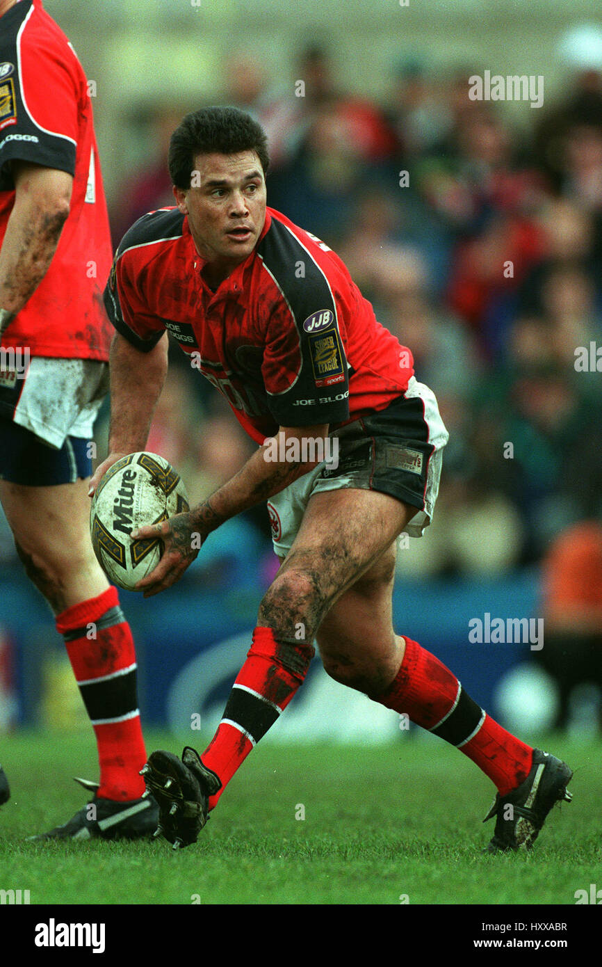 Peter edwards hi-res stock photography and images - Alamy