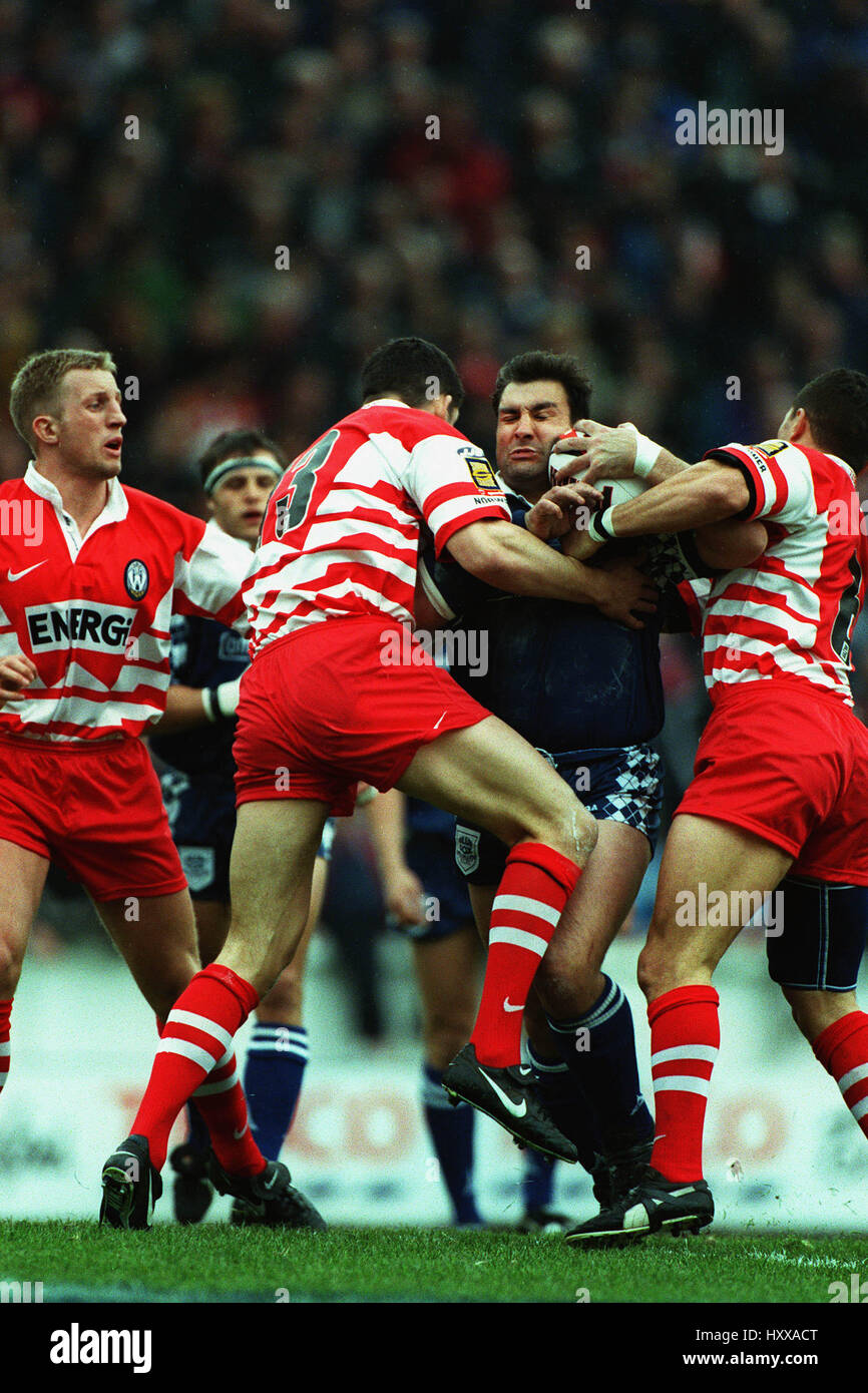 KELVIN SKERRETT FARRELL PAUL WIGAN WARRIORS V HALIFAX 21 April 1998 ...