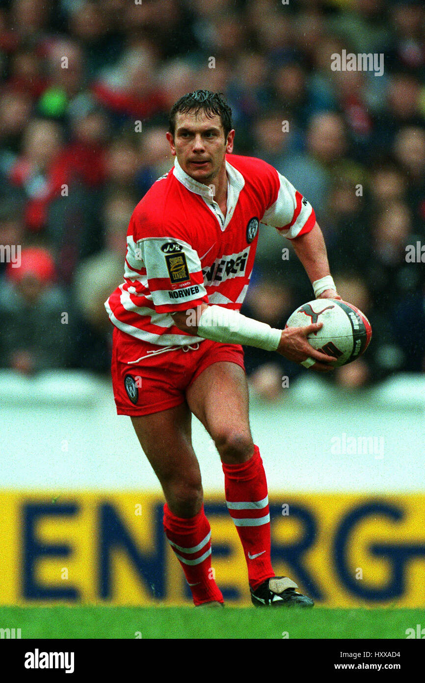 TONY SMITH WIGAN WARRIORS RLFC 21 April 1998 Stock Photo - Alamy