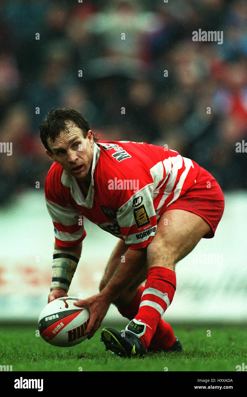 ROBBIE MCCORMACK WIGAN WARRIORS RLFC 21 April 1998 Stock Photo - Alamy