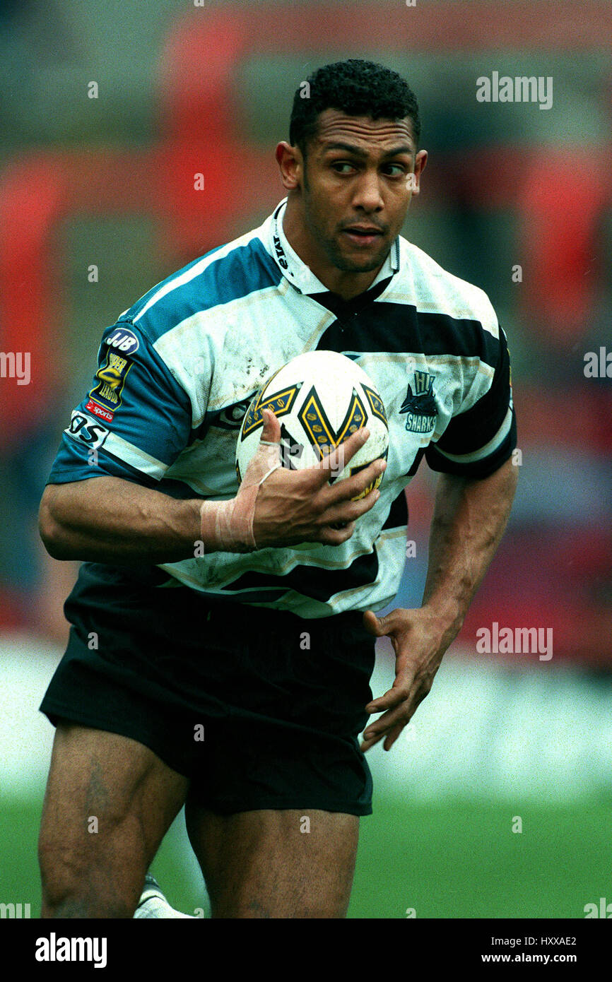 ALAN HUNTE HULL SHARKS RLFC 21 April 1998 Stock Photo - Alamy