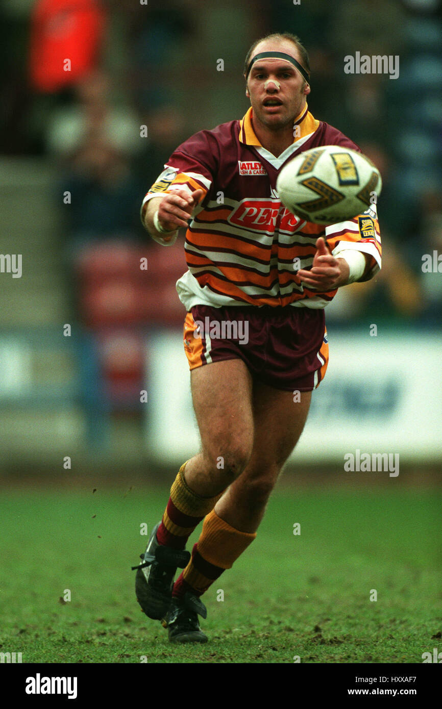 DANNY RUSSELL HUDDERSFIELD GIANTS 21 April 1998 Stock Photo - Alamy