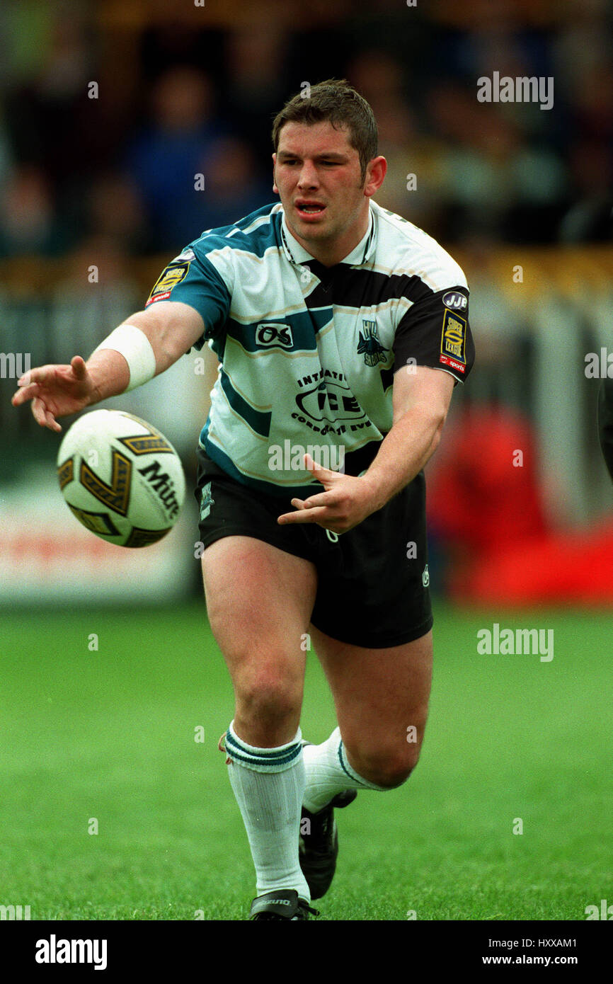 DAVID STEPHENSON HULL SHARKS RLFC 10 May 1998 Stock Photo - Alamy