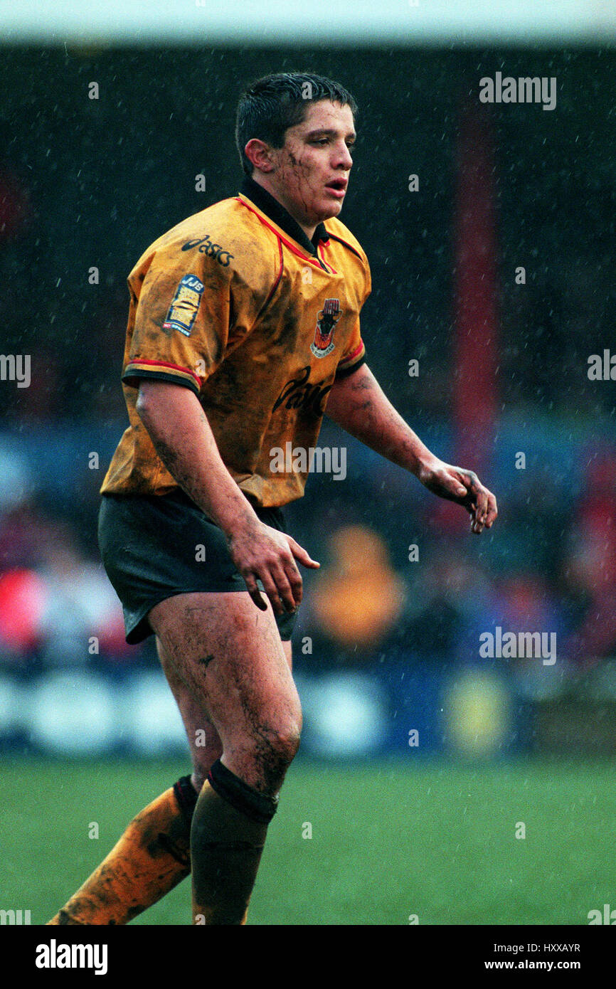 PAUL DEACON BRADFORD BULLS 01 March 1999 Stock Photo - Alamy