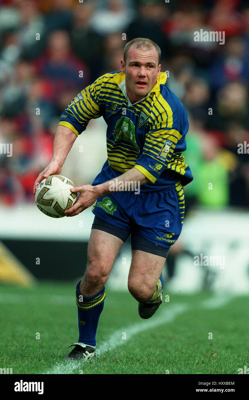 SCOTT WILSON WARRINGTON WOLVES RLFC 07 April 1999 Stock Photo - Alamy