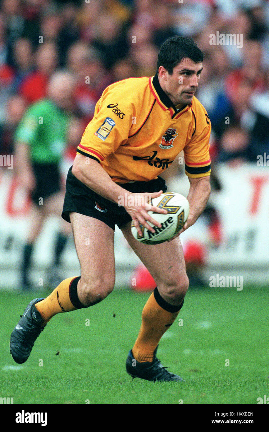 NICK ZISTI ST. HELENS RLFC 07 April 1999 Stock Photo - Alamy