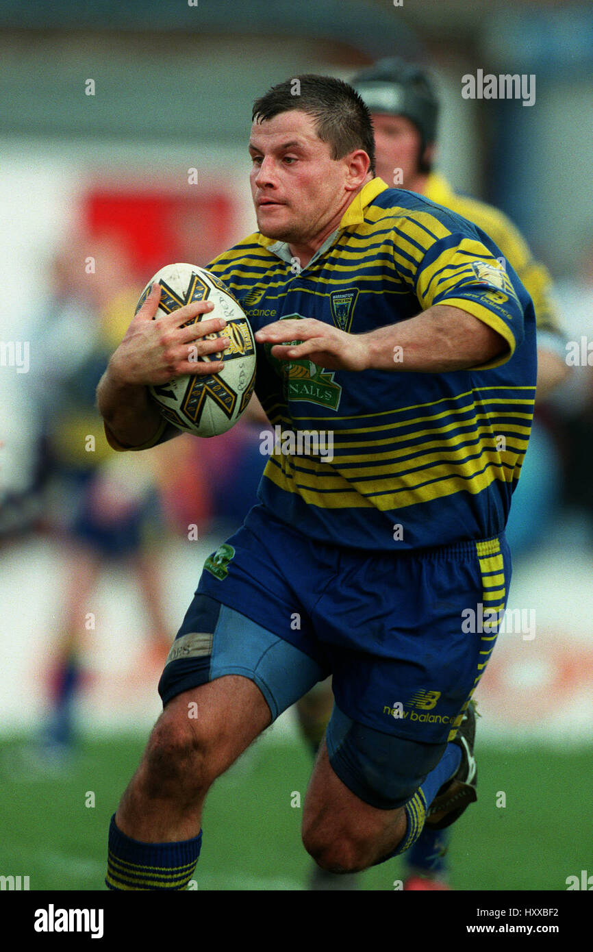 DANNY NUTLEY WARRINGTON WOLVES RLFC 07 April 1999 Stock Photo - Alamy