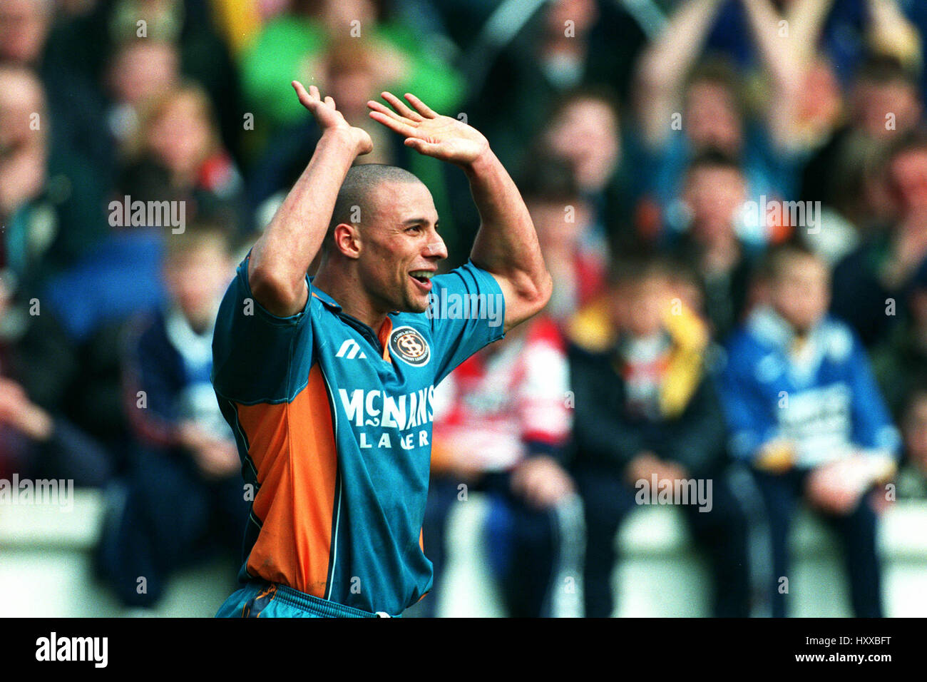 TONY SULLIVAN ST. HELENS RLFC 07 April 1999 Stock Photo - Alamy