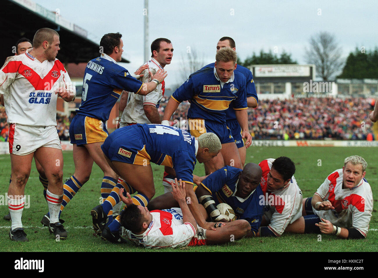 DARREN FLEARY SCORES TRY LEEDS RHINOS V ST.HELENS RLFC 26 February 2000 ...