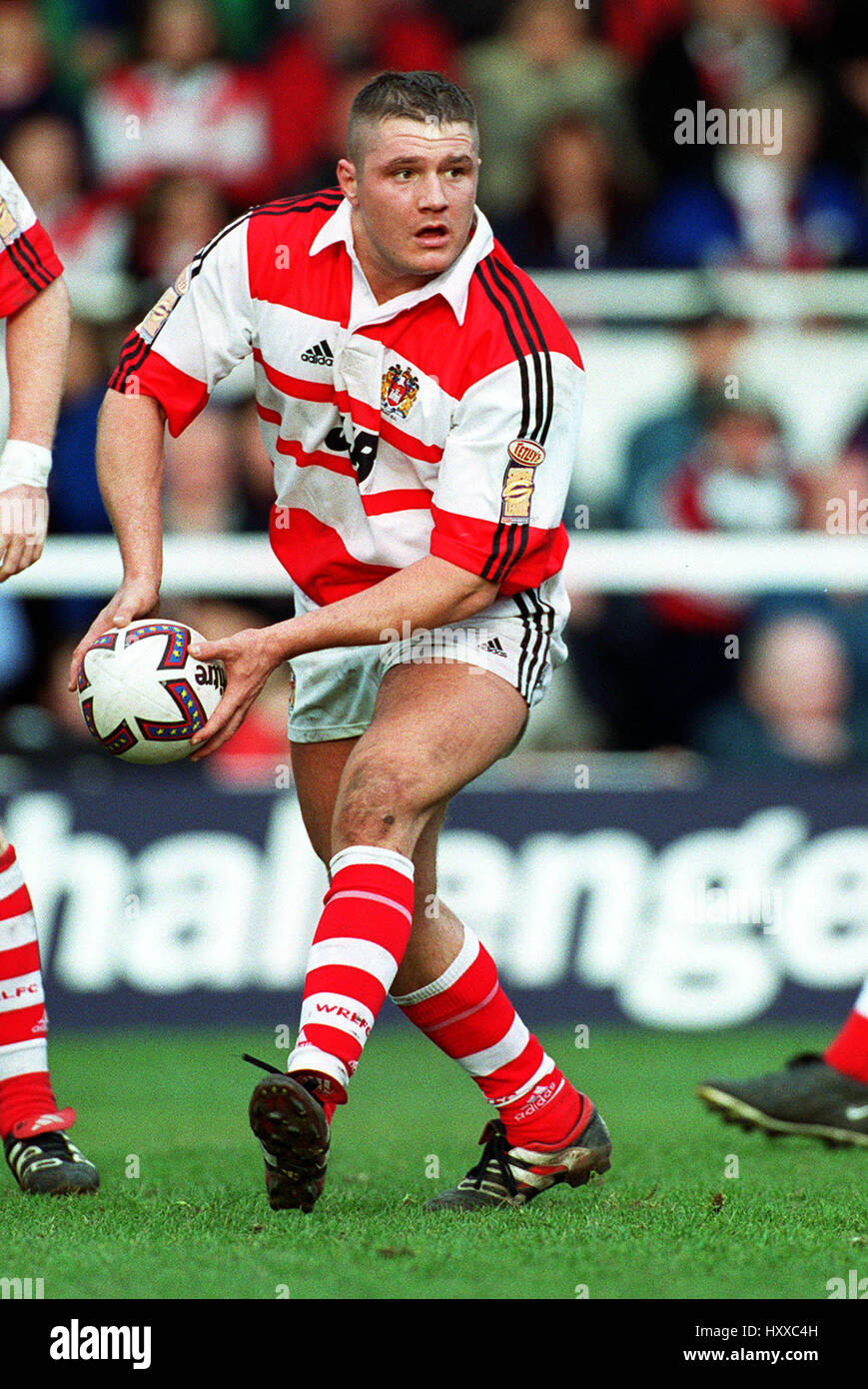 TERRY NEWTON WIGAN WARRIORS RLFC 12 March 2000 Stock Photo - Alamy