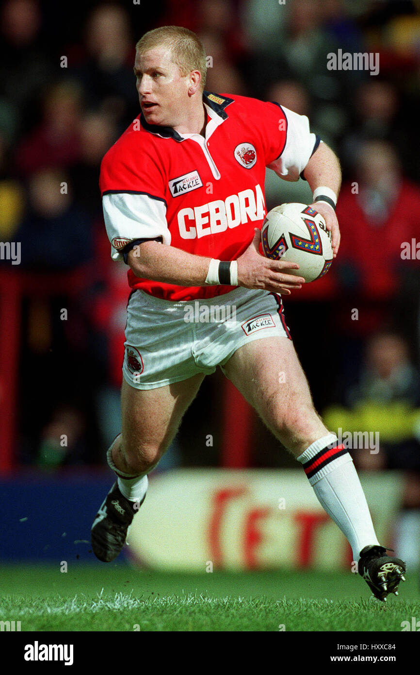 MARTIN CROMPTON SALFORD REDS RLFC 11 March 2000 Stock Photo - Alamy