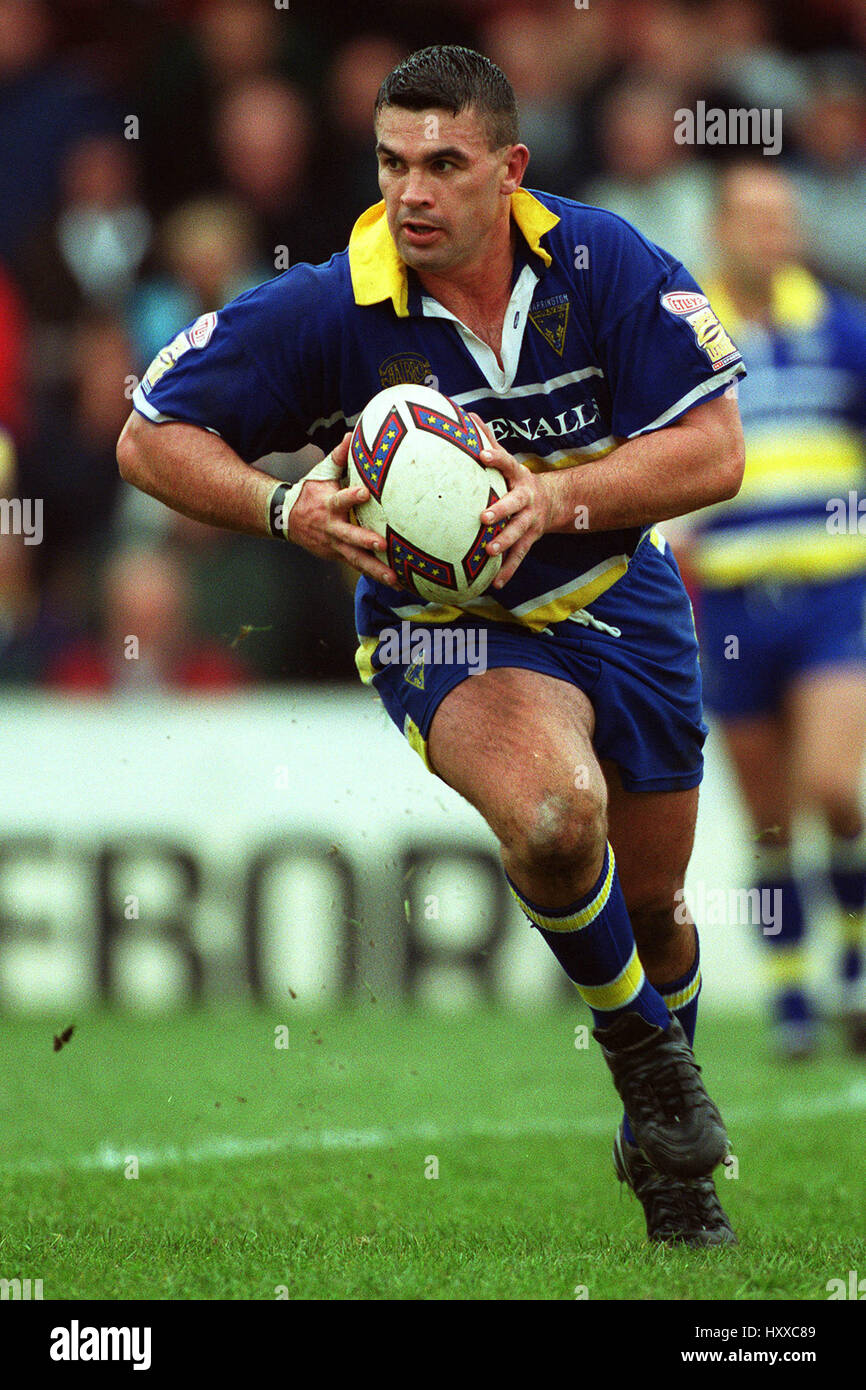 Andrew gee hi-res stock photography and images - Alamy