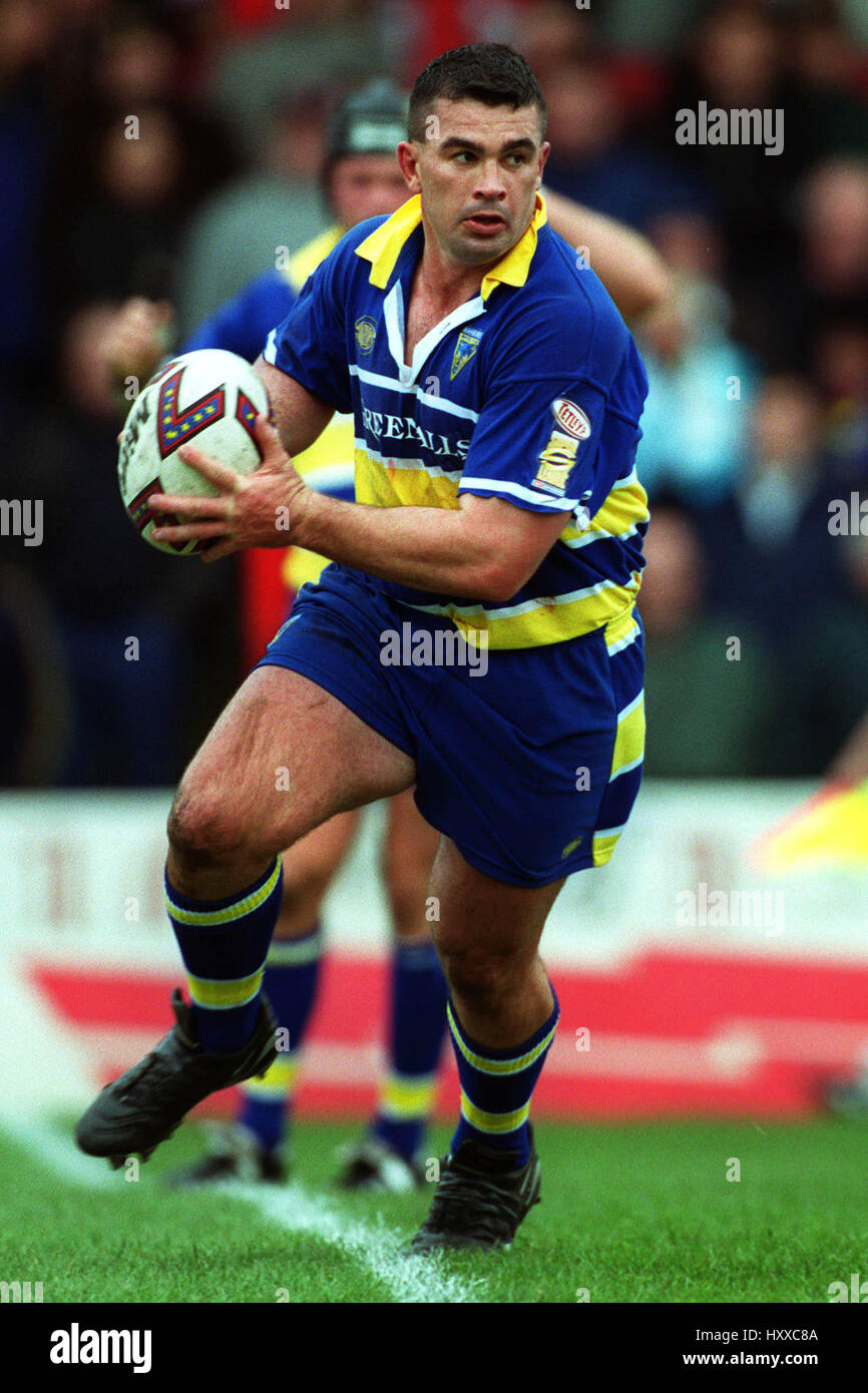 Andrew gee hi-res stock photography and images - Alamy