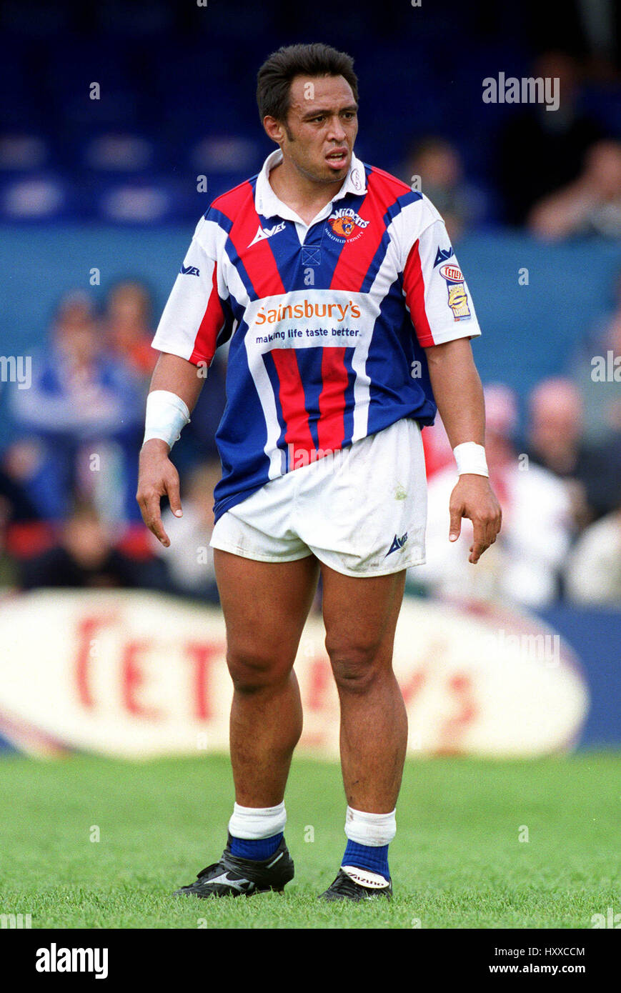 WILLIE POCHING WAKEFIELD TRINITY WILDCATS 17 June 2000 Stock Photo - Alamy
