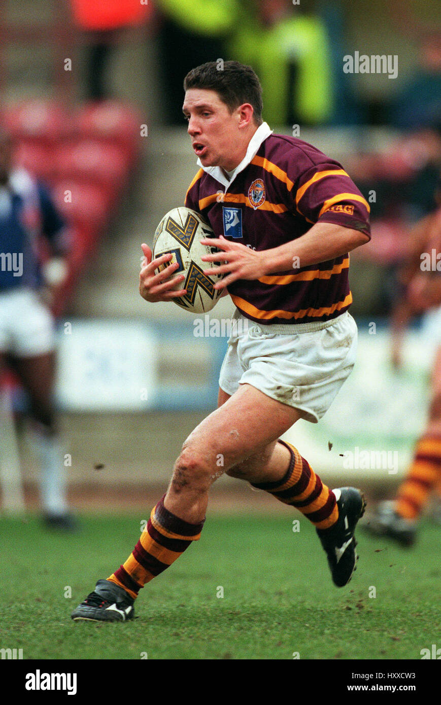 GENE NGAMU HUDDERSFIELD SHEFFIELD GIANTS 05 March 2000 Stock Photo - Alamy