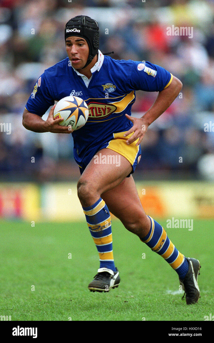 CHEV WALKER LEEDS RHINOS RLFC 13 April 2001 Stock Photo - Alamy