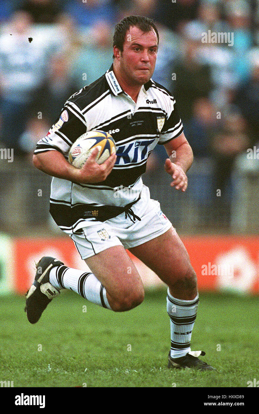 CRAIG GREENHILL HULL FC THE BOULEVARD GROUND HULL ENGLAND 01 April 2002 ...