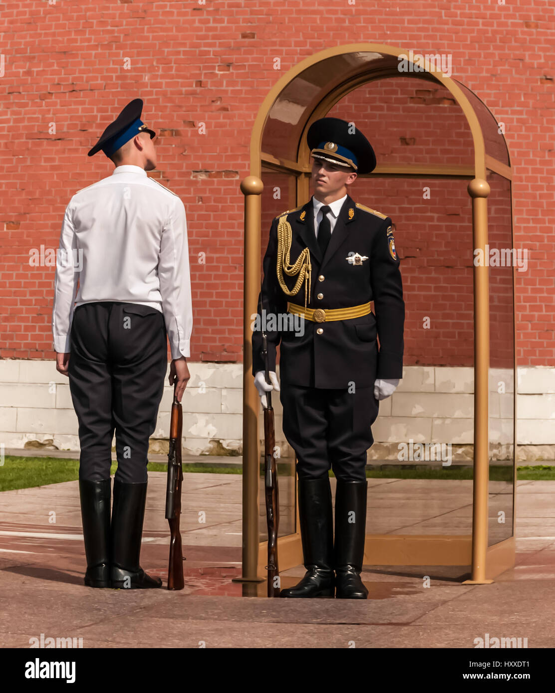 Rifle Salute Stock Photos & Rifle Salute Stock Images - Alamy