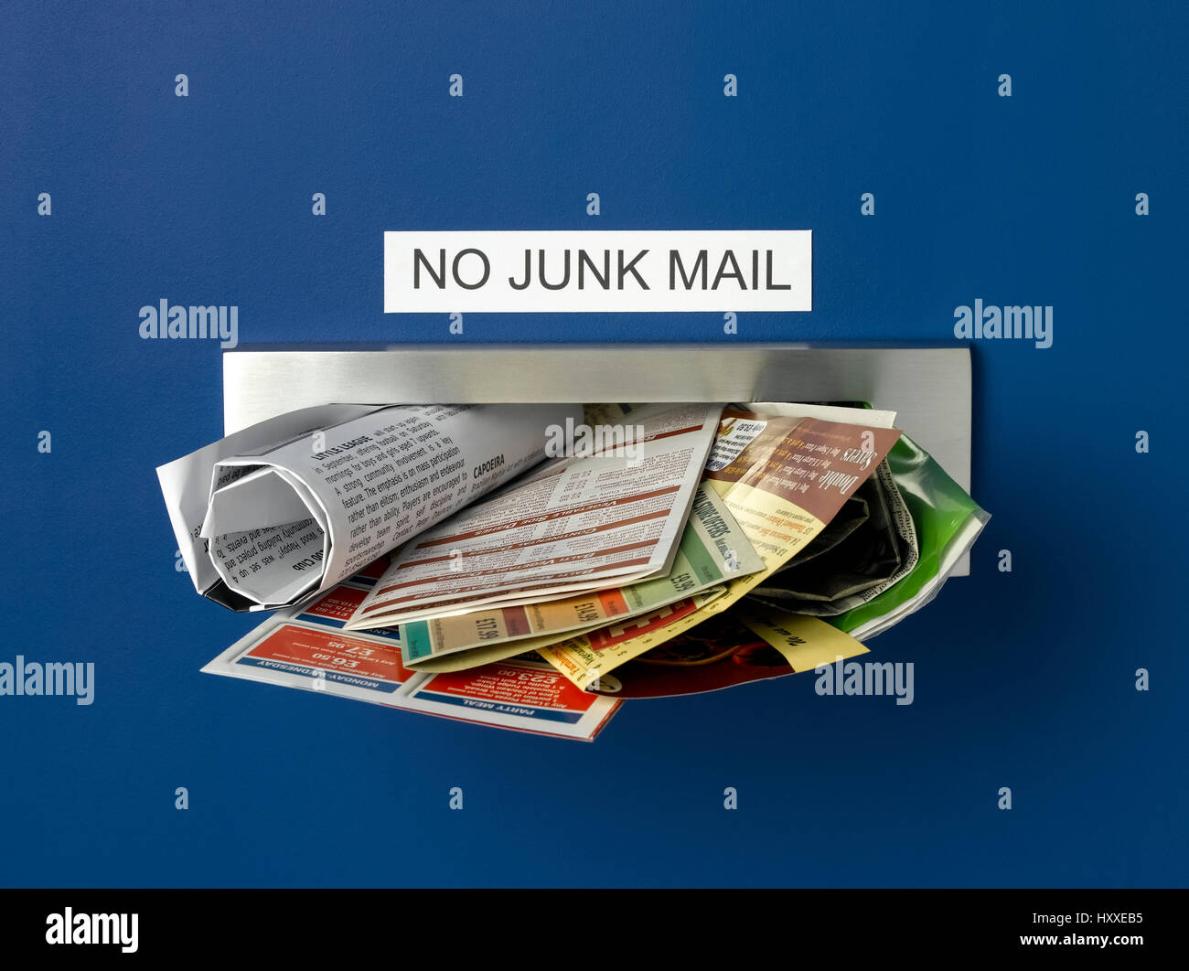 Overflowing mailbox hi-res stock photography and images - Alamy