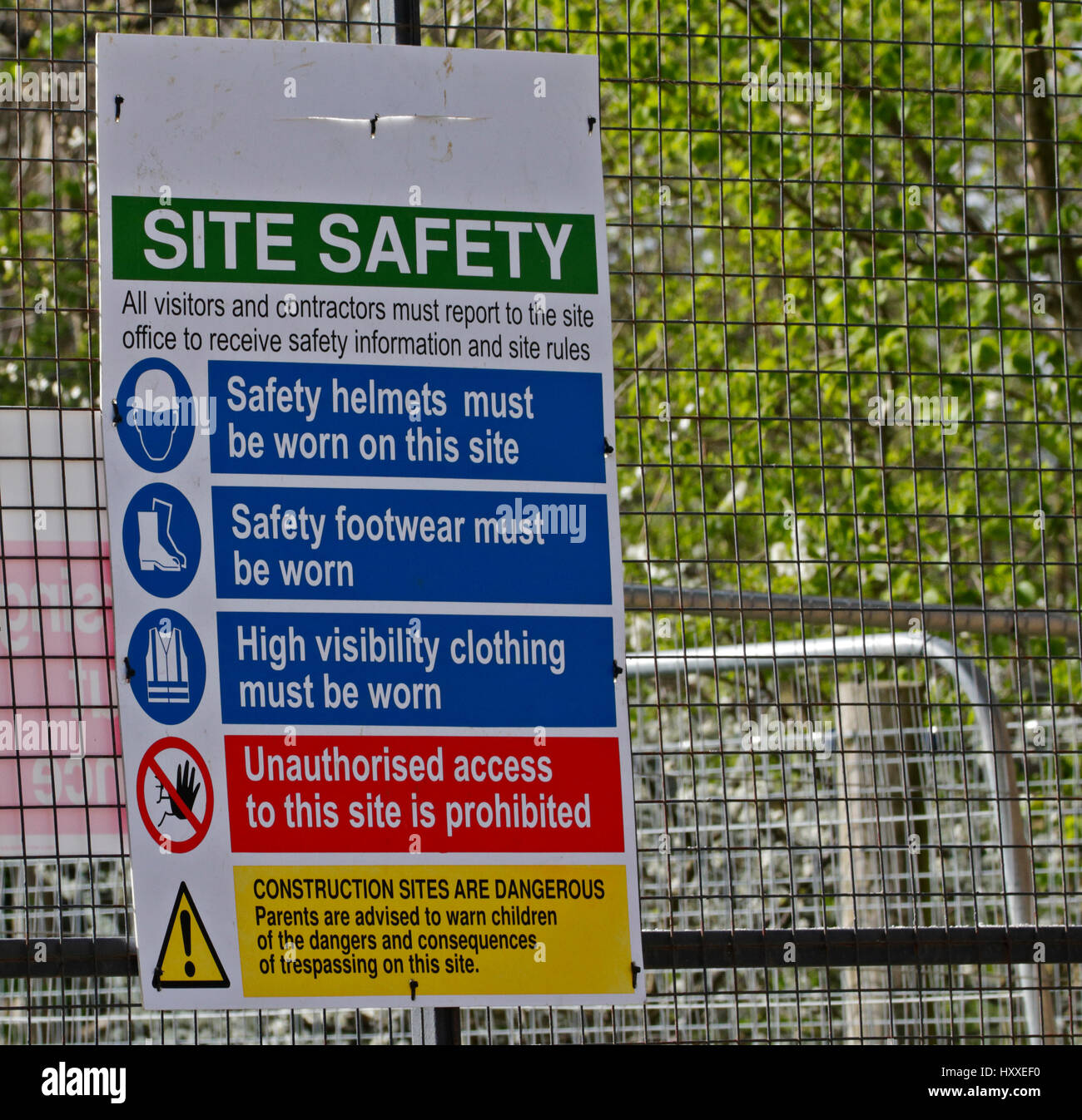 Construction site safety signs hi-res stock photography and images - Alamy