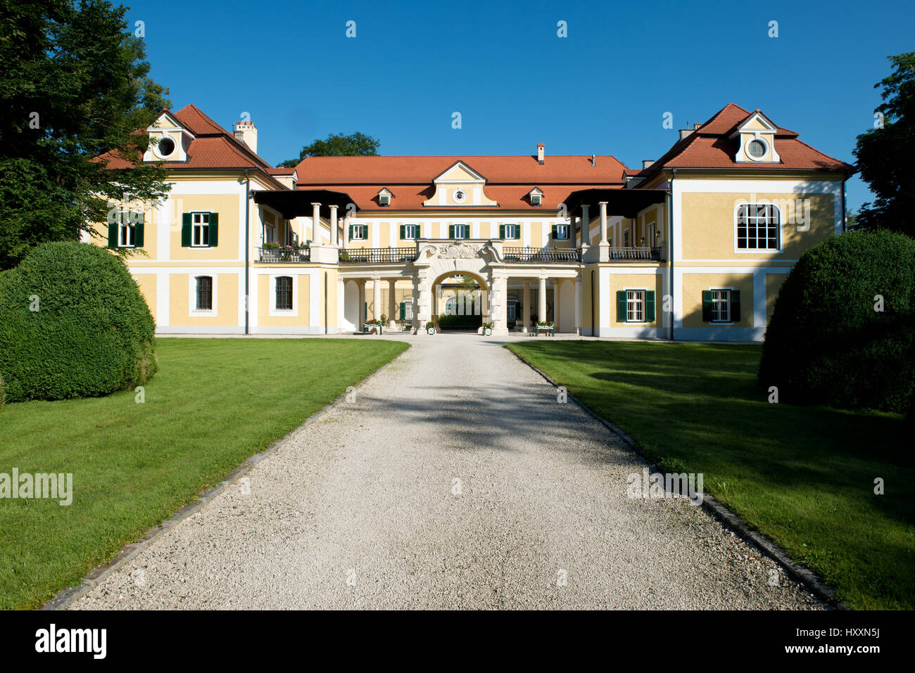 Austrian country manor house hi-res stock photography and images - Alamy