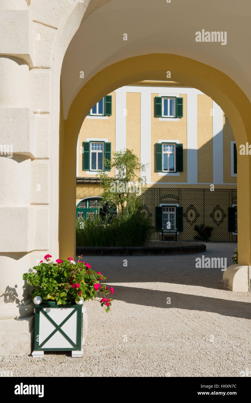 Austrian country manor house hi-res stock photography and images - Alamy