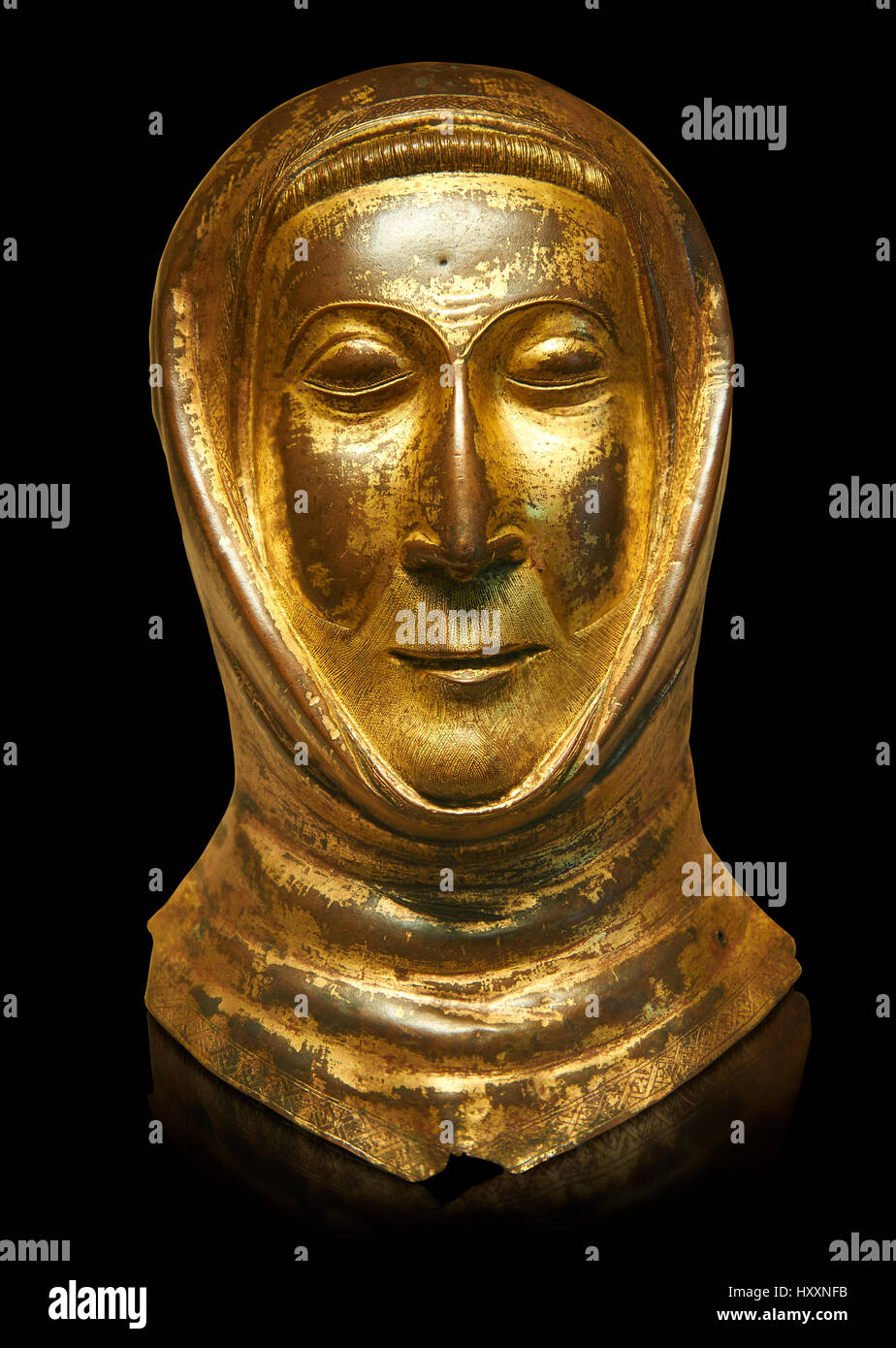 Medieval mask hi-res stock photography and images - Alamy