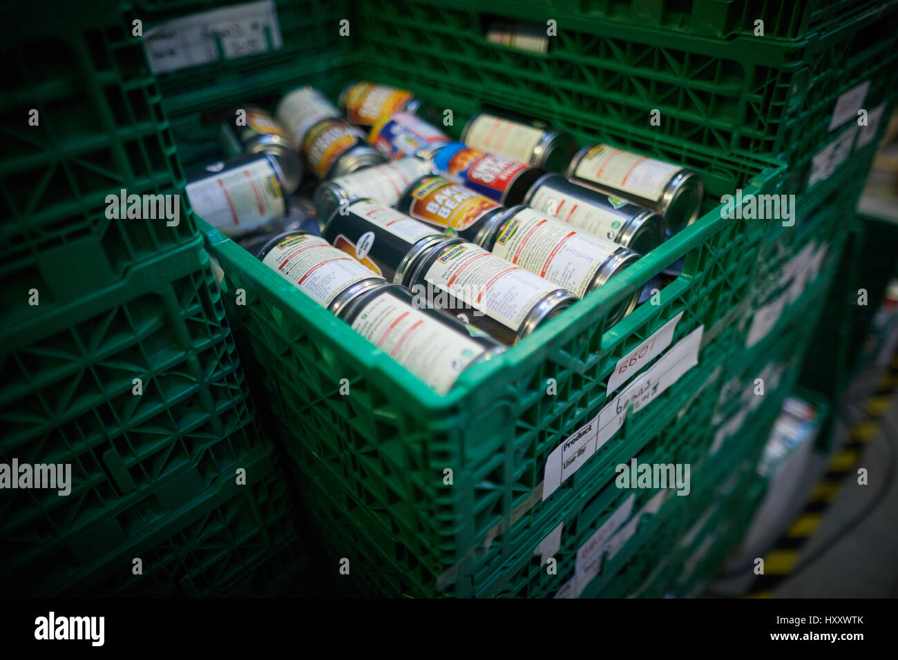 Charity food bank united kingdom hi-res stock photography and images ...
