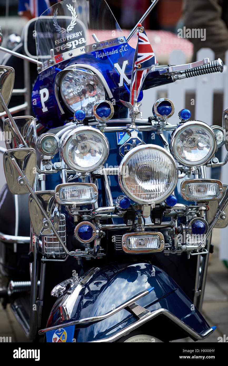 Scooted hi-res stock photography and images - Alamy