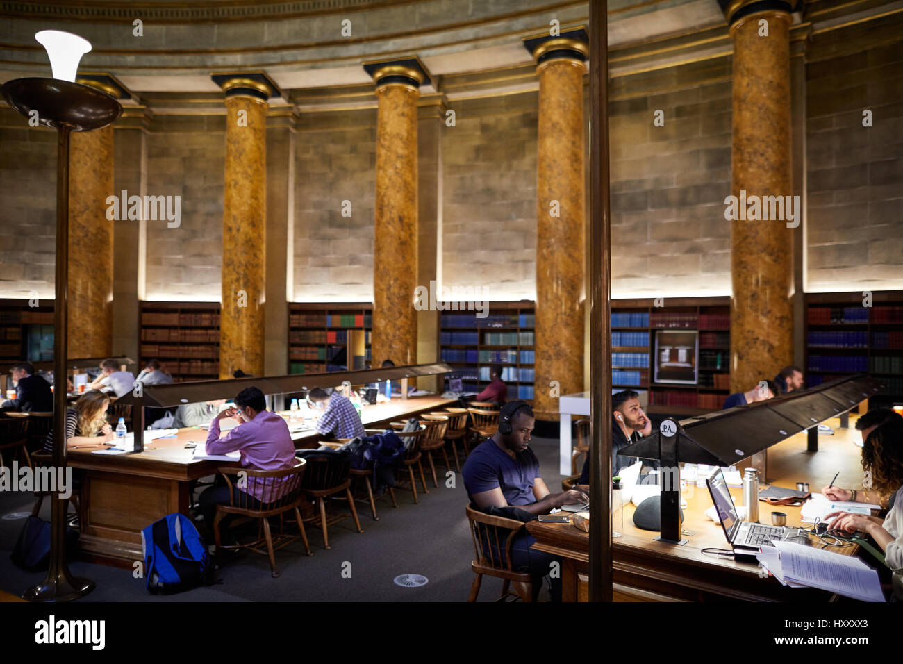 British library interior reading room hi-res stock photography and ...