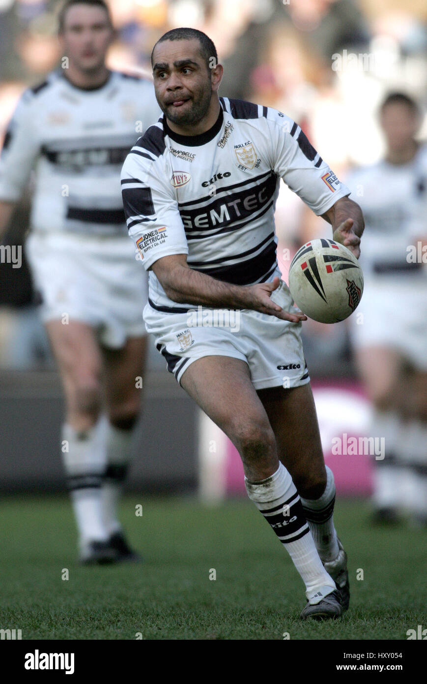 GARETH RAYNOR HULL SHARKS RLFC KC STADIUM HULL ENGLAND 13 March 2005 ...