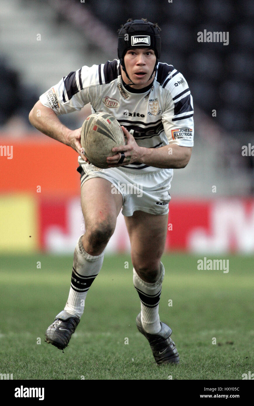 RICHARD SWAIN HULL SHARKS RLFC KC STADIUM HULL ENGLAND 13 March 2005 ...