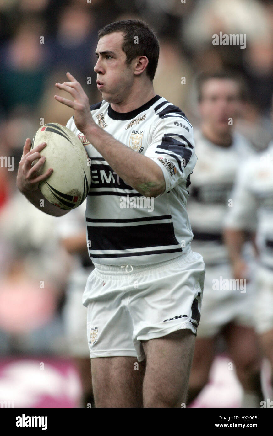 TOMMY SAXTON HULL SHARKS RLFC KC STADIUM HULL ENGLAND 13 March 2005 ...