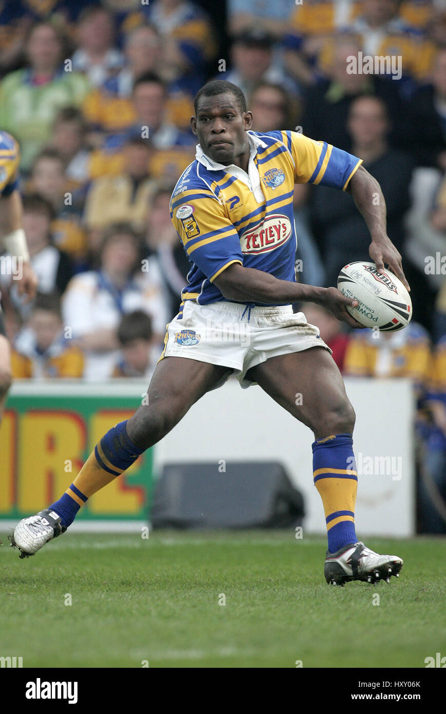 MARCUS BAI LEEDS RHINOS RLFC 02 April 2005 Stock Photo - Alamy