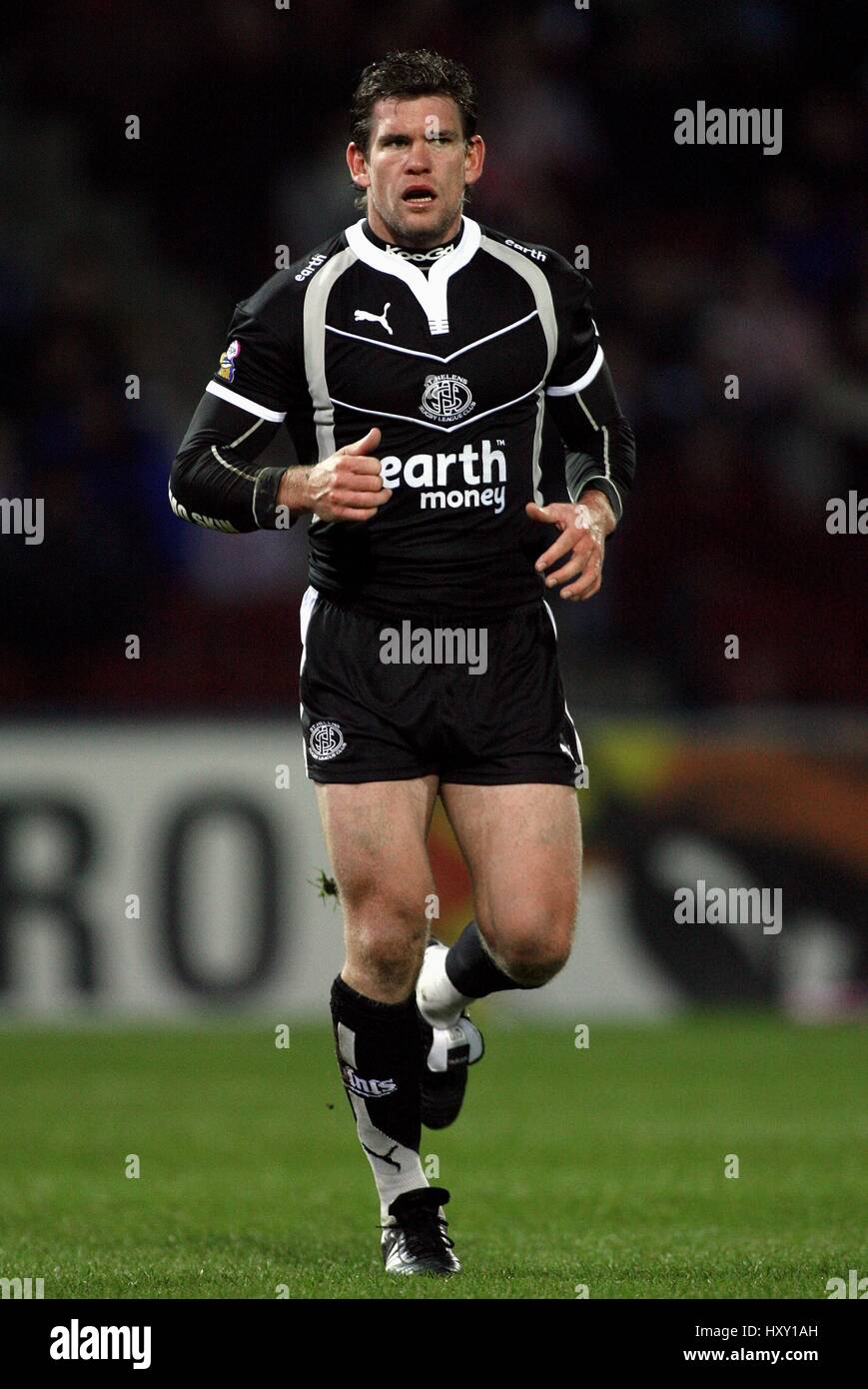MATTHEW GIDLEY ST.HELENS RLFC GALPHARM STADIUM HUDDERSFIELD ENGLAND 04 ...