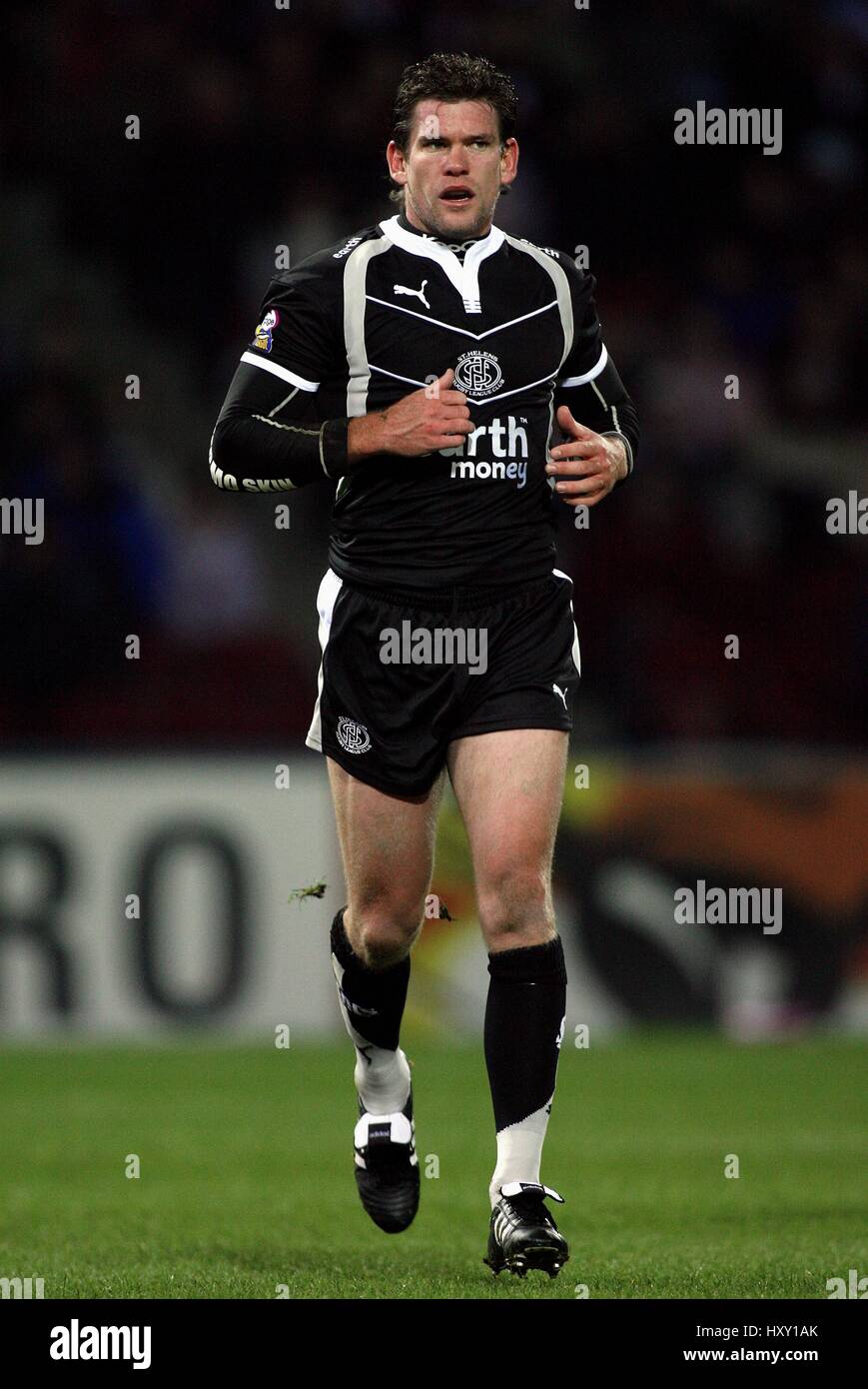 MATTHEW GIDLEY ST.HELENS RLFC GALPHARM STADIUM HUDDERSFIELD ENGLAND 04 ...