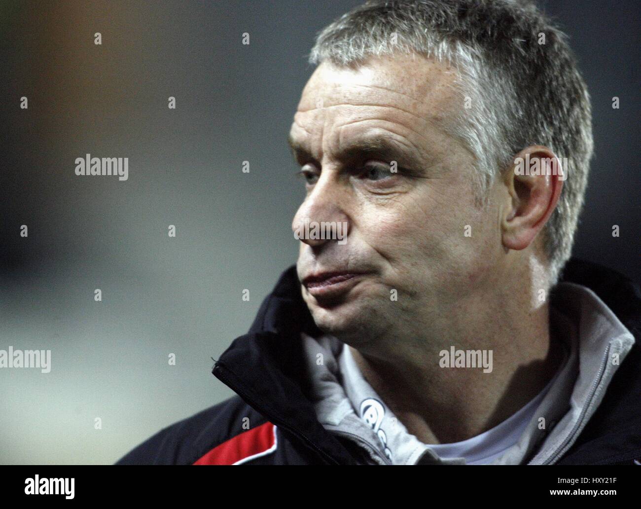 BRIAN NOBLE WIGAN WARRIORS COACH KC STADIUM HULL ENGLAND 23 March 2007 ...