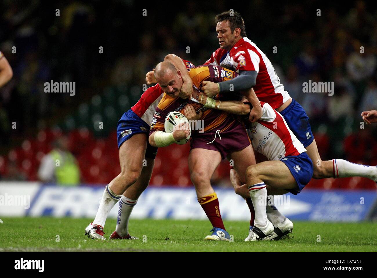 PETER JACKSON IS HELD UP HUDDERSFIELD V WAKEFIELD WCATS MILLENIUM ...