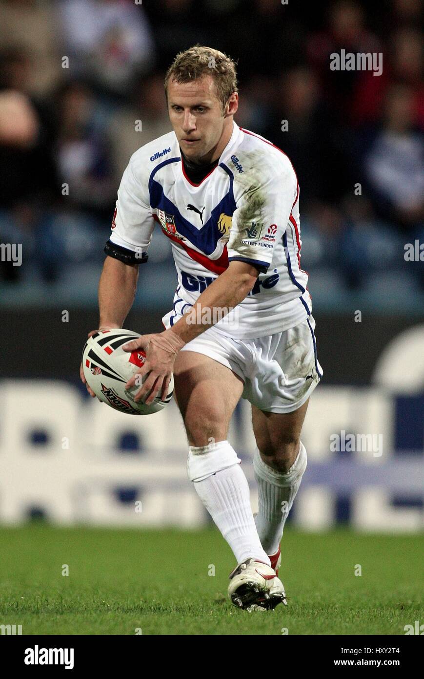 ROB BURROW GREAT BRITAIN & LEEDS RHINOS GALPHARM STADIUM HUDDERSFIELD ...