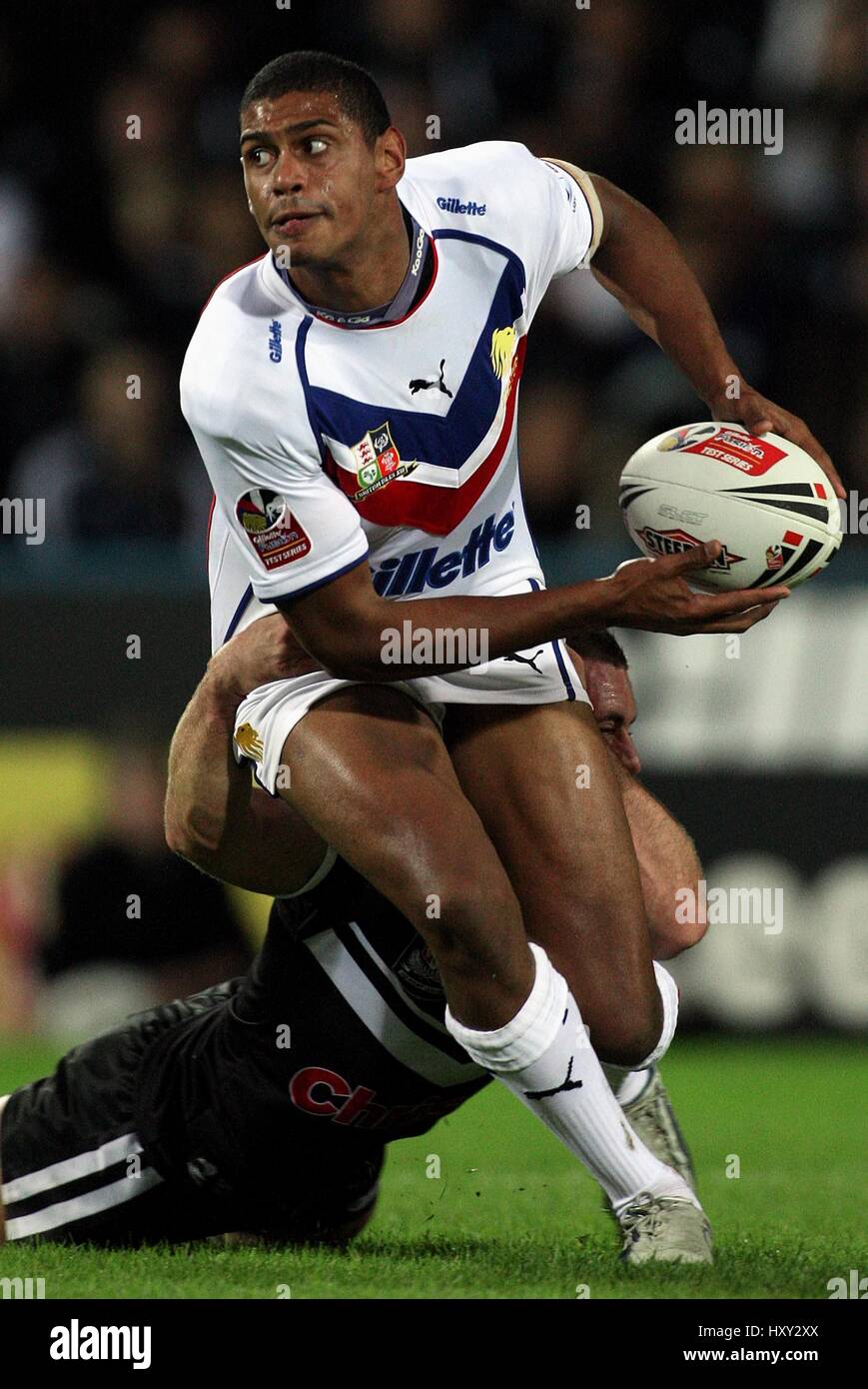 LEON PRYCE & LANCE HOHAIA GREAT BRITAIN V NEW ZEALAND RL GALPHARM ...