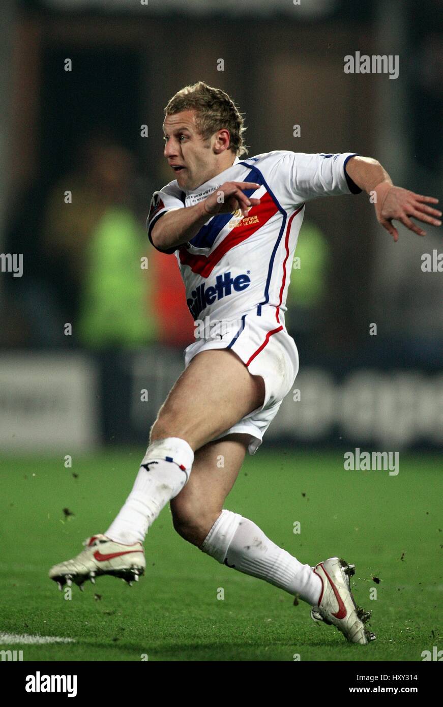 ROB BURROW GREAT BRITAIN & LEEDS RHINOS K.C. STADIUM HULL ENGLAND 03 ...