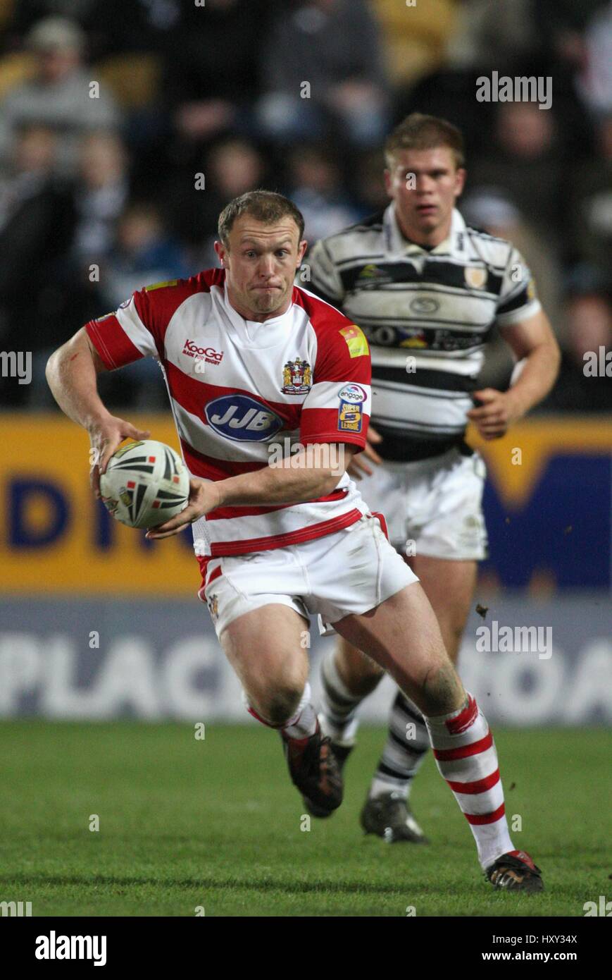 MICK HIGHAM WIGAN WARRIORS RLFC KC STADIUM HULL ENGLAND 22 February ...