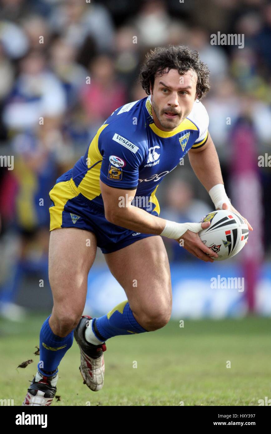Warrington wolves rlfc hi-res stock photography and images - Alamy