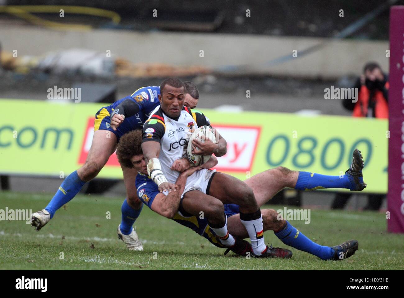 SEMI TADULALA & MATT KING BRADFORD BULLS V WARRINGTON GRATTAN STADIUM ...