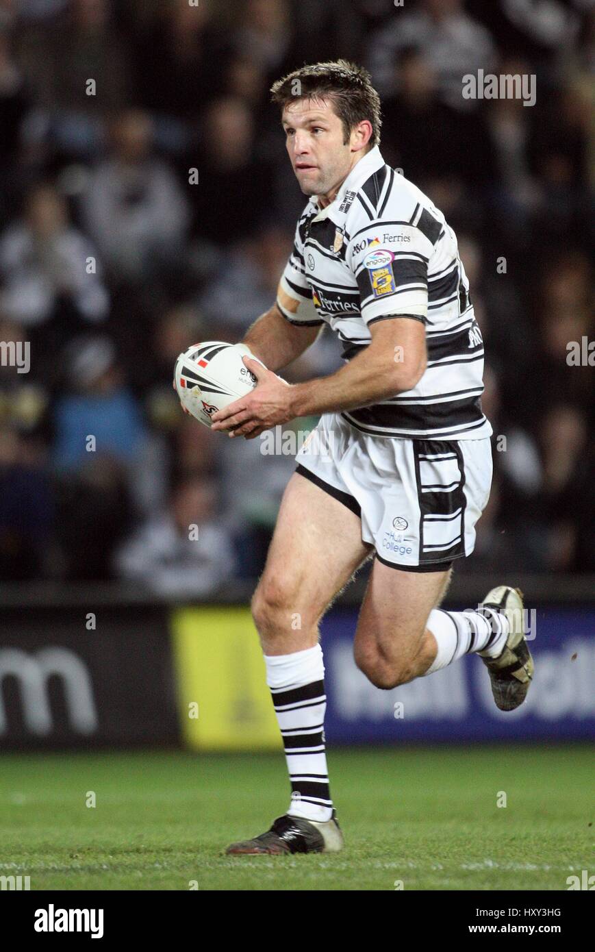 PETER CUSACK HULL FC KC STADIUM HULL ENGLAND 14 March 2008 Stock Photo ...