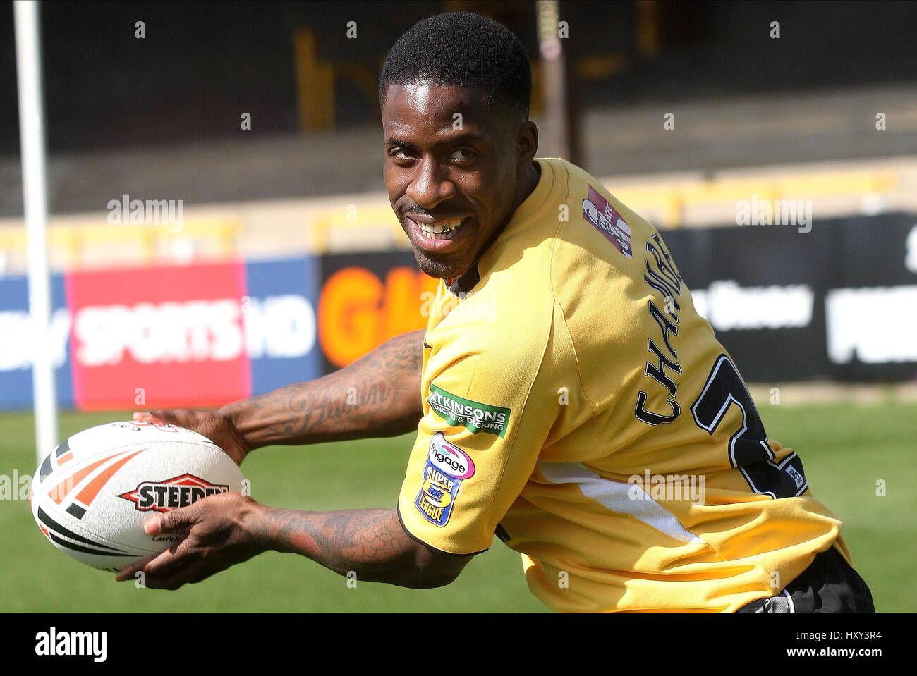 DWAIN CHAMBERS PRESS CONFERENC CASTLEFORD TIGERS RLFC THE JUNGLE ...