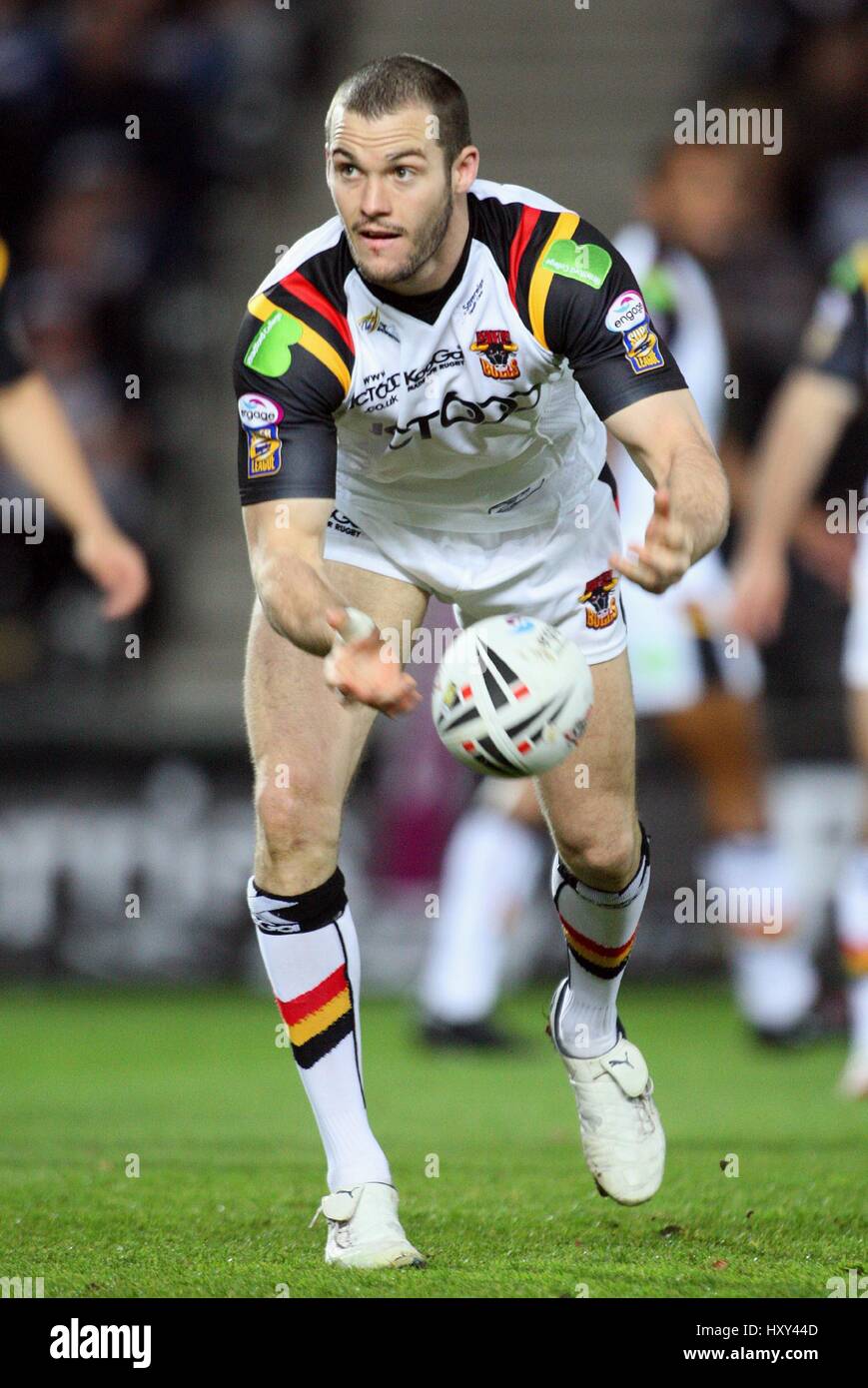 SIMON FINNIGAN BRADFORD BULLS RLFC KC STADIUM HULL ENGLAND 04 April ...