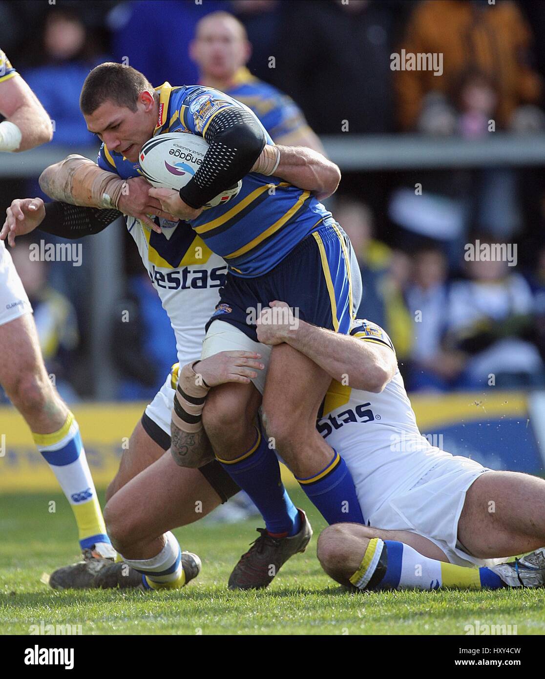 RYAN HALL IN ACTION LEEDS RHINOS RLFC HALLIWELL JONES STADIUM ...