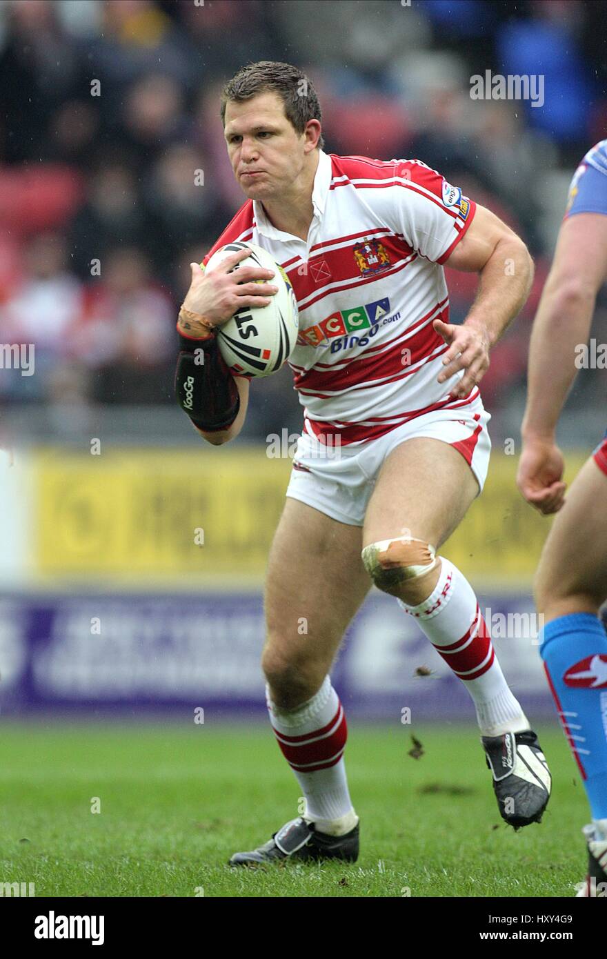 STUART FIELDEN WIGAN WARRIORS RLFC JJB STADIUM WIGAN ENGLAND 08 ...